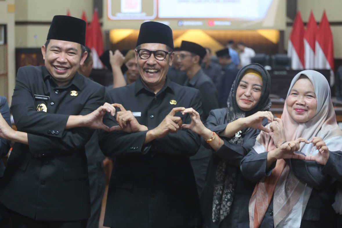 Mesra, Bupati dan Wakil Bupati Jember Hadiri Penandatanganan Nota ...